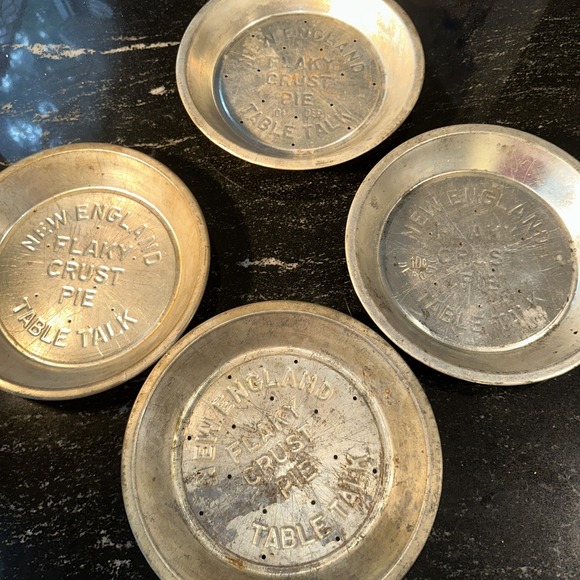 Kitchen | Vtg Set Of 4 Table Talk Flaky Crust Pie New England Metal 95 ...